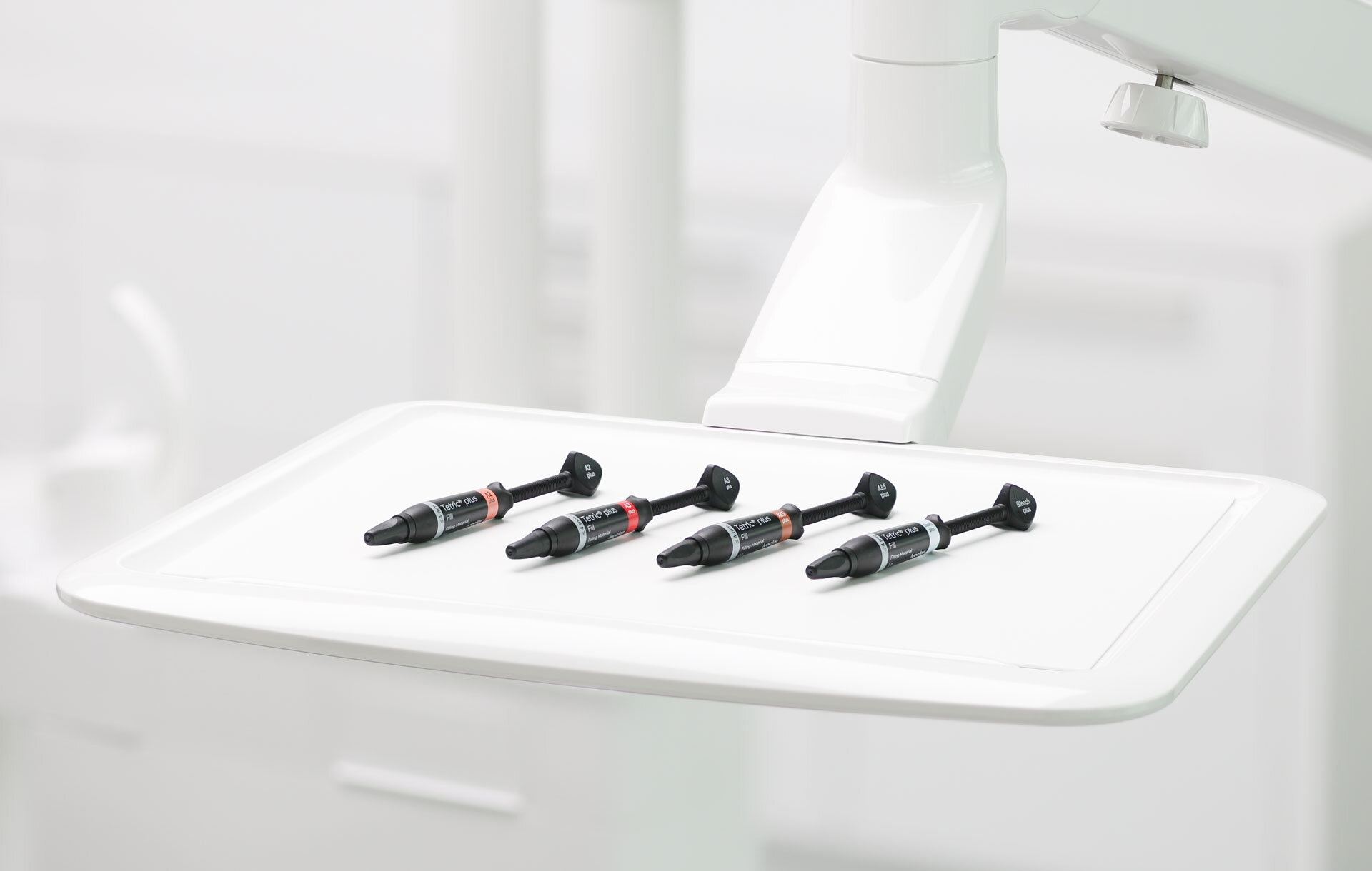 Restore with ease using Tetric plus: 5 Challenges and how Tetric plus ...