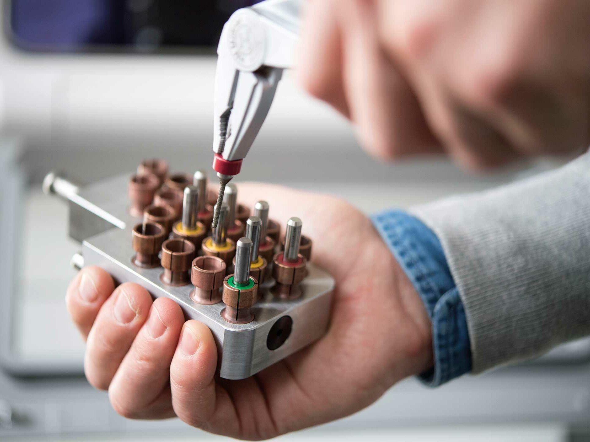 PrograMill PM7 | Dental Milling Machines | Ivoclar USA