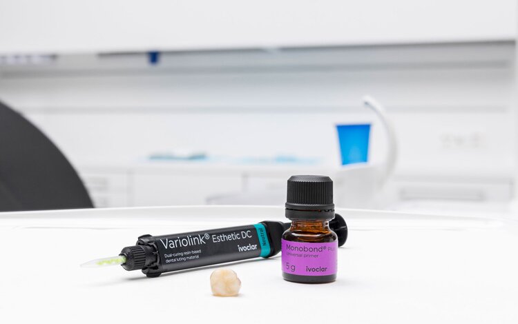 Variolink Esthetic | Adhesive Cementation | Ivoclar USA