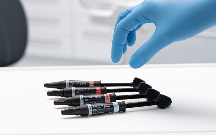 Tetric plus | Simplified universal composite | Ivoclar
