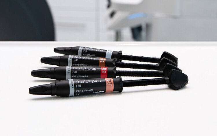 Tetric plus | Simplified universal composite | Ivoclar