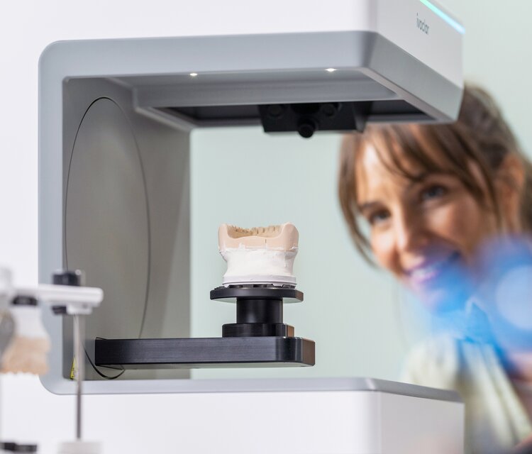 PrograScan PS5 | Digital Dental Lab Scanners | Ivoclar GB & Ireland
