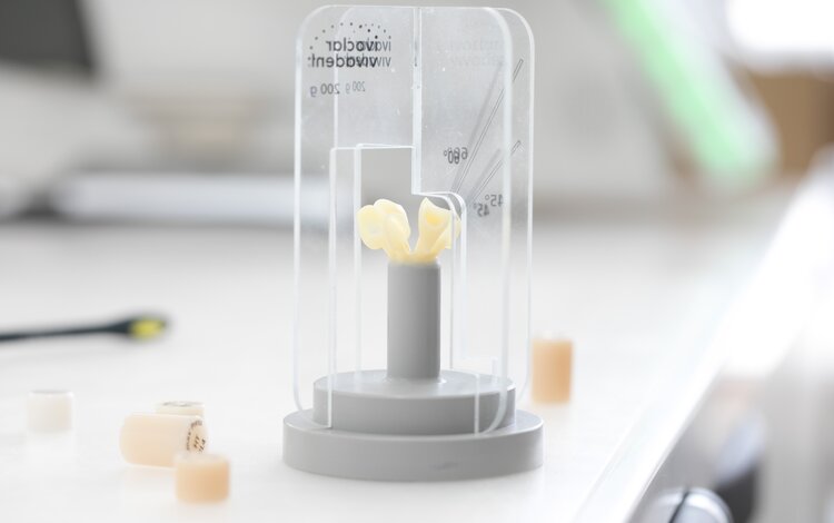 IPS e.max Press Accessories | Metal-free Ceramics | Ivoclar US