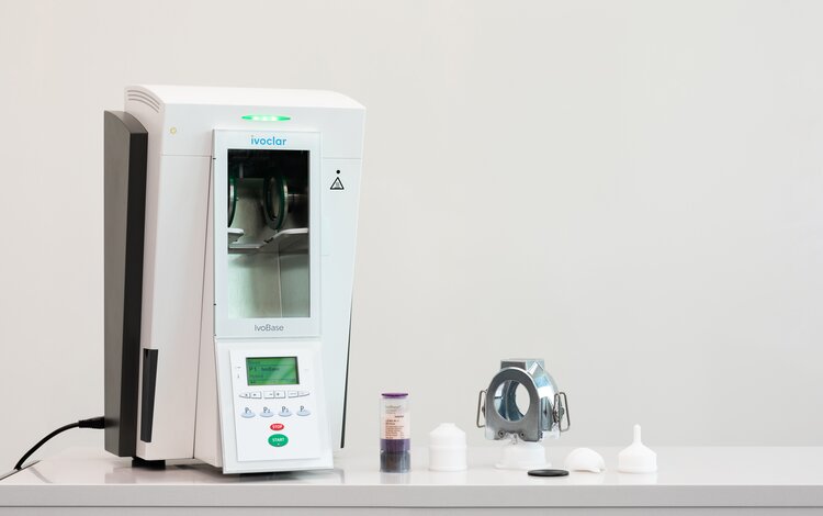 IvoBase system | Denture Base Material | Ivoclar